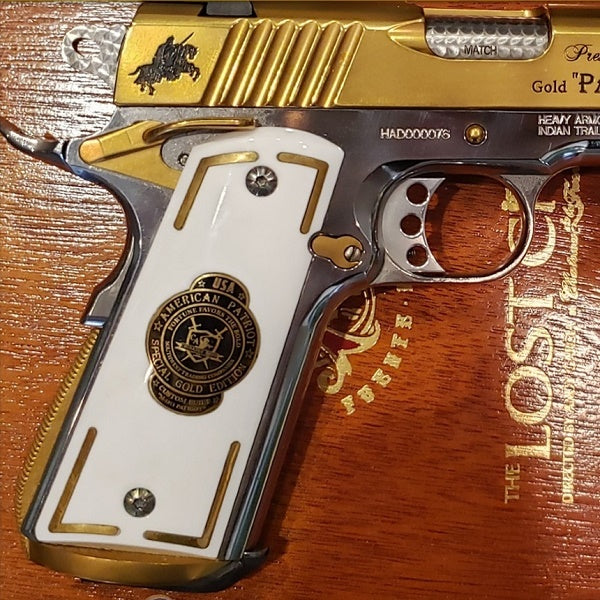 Colt 1911 grips