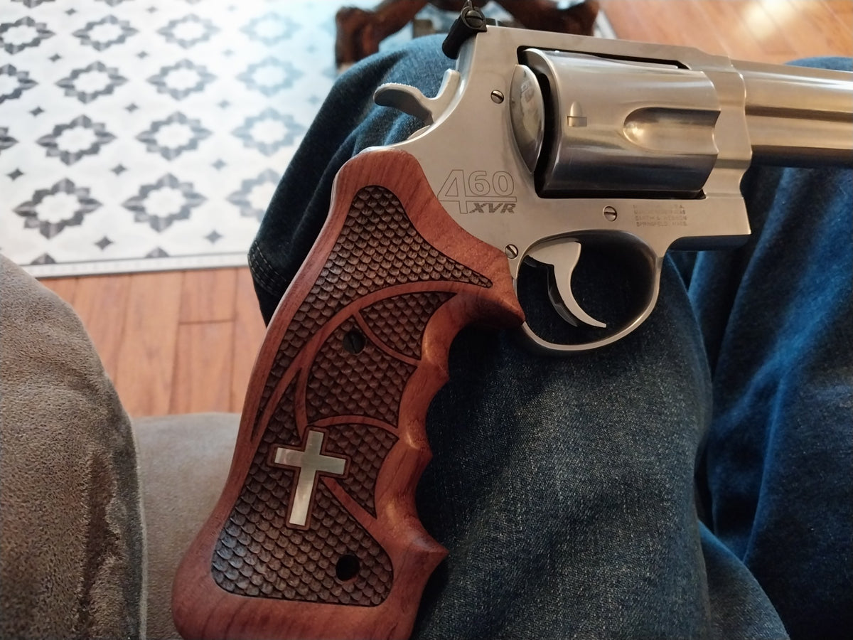 Smith & Wesson 357 Magnum custom pistol grips | Bestpistolgrips