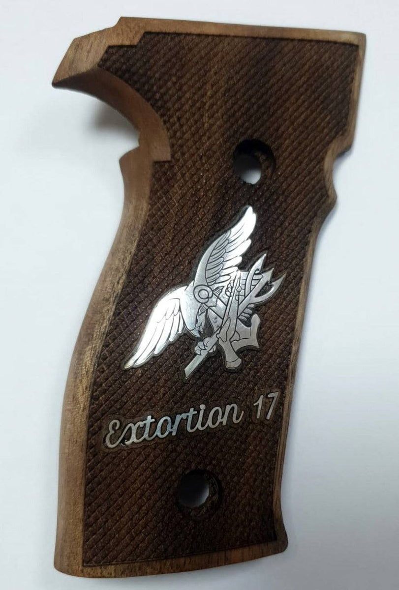 Sig Sauer M11-A1 grips | Bestpistolgrips