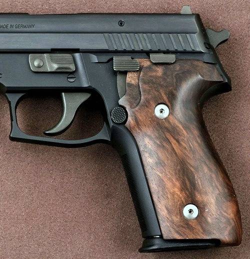 Sig Sauer P228 grips | Bestpistolgrips